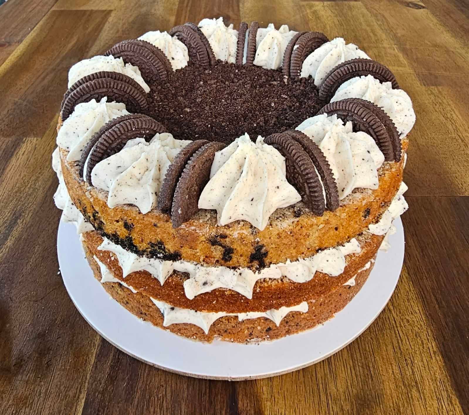 Cookies and Cream - 7" Cake | Forbidden Sweets